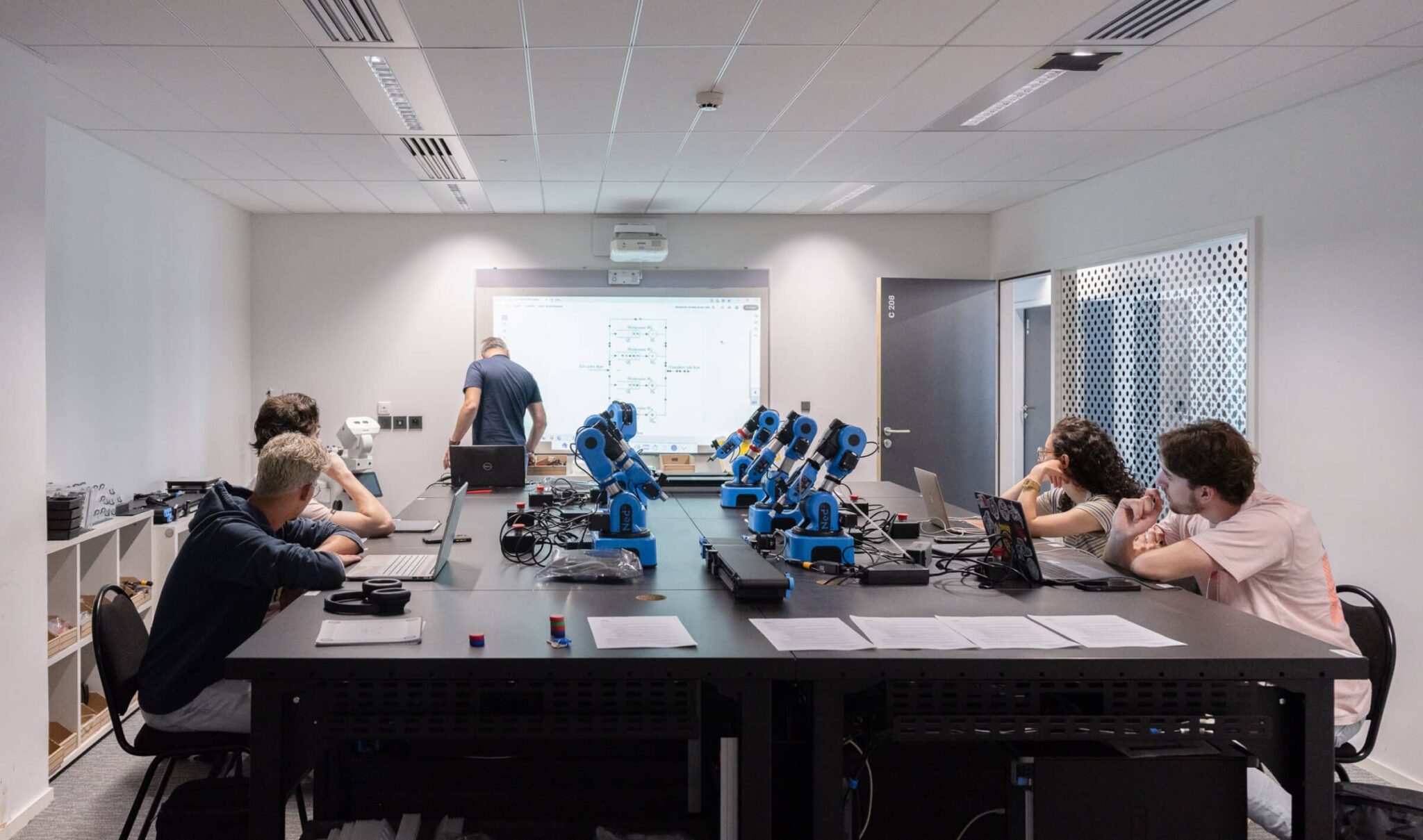 Optimiser la navigation intérieure des robots grâce aux chercheurs de CESI LINEACT